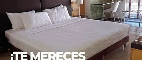 Quarto standard | Escrivaninha, espaço de trabalho para notebook