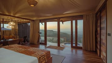 1 quarto, minibar, cofre no quarto, secretária