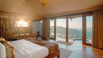 1 quarto, minibar, cofre no quarto, secretária