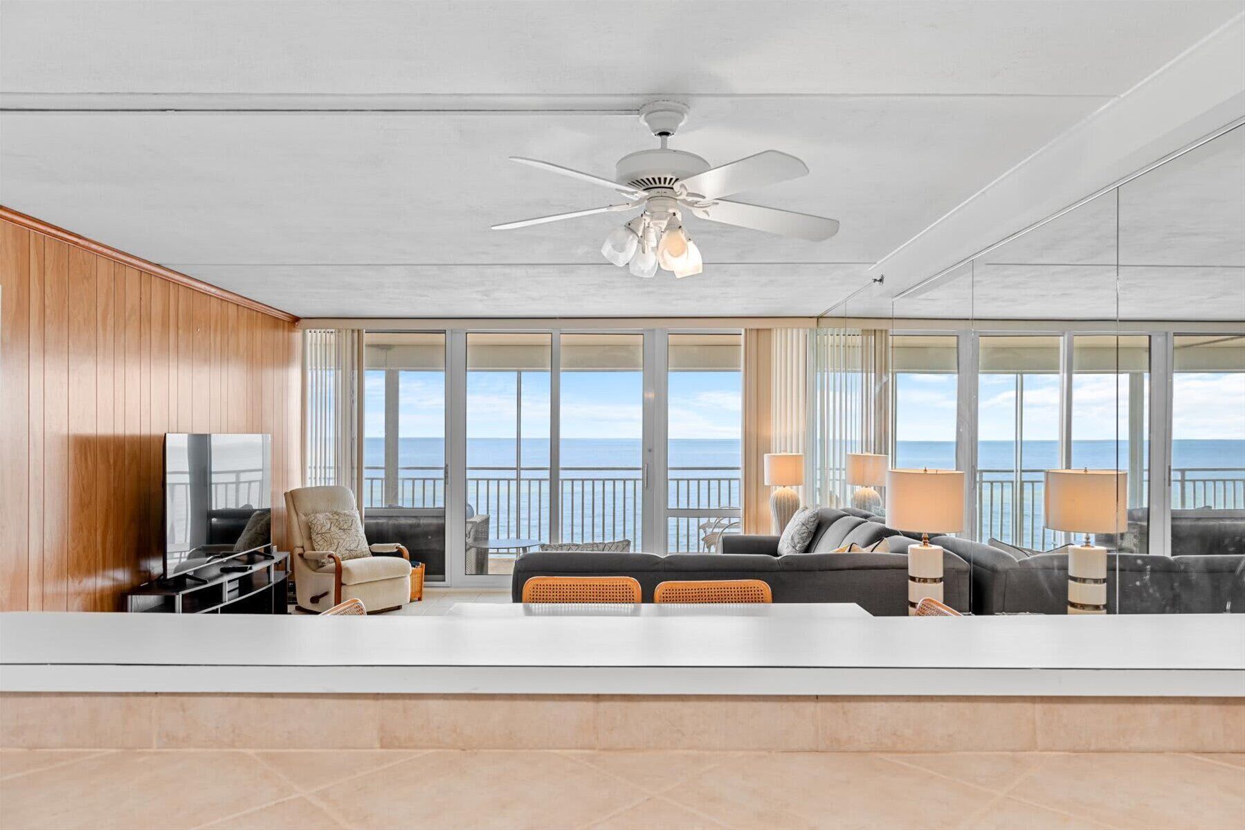 Direct Oceanfront Condo With The Best Amenities - Ocean City, MD