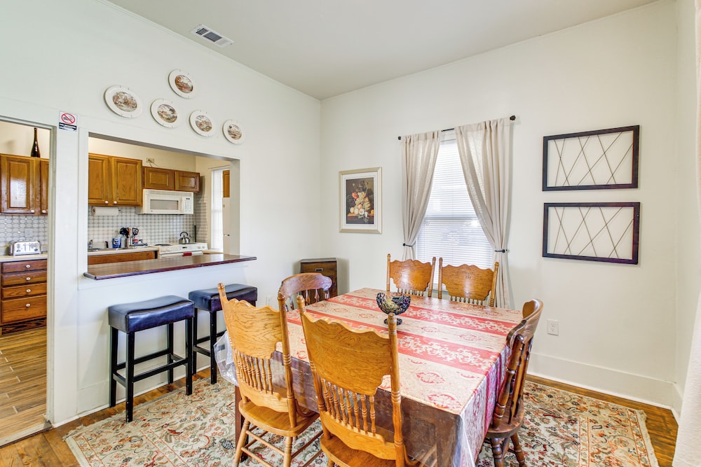 Near Oaklawn Casino & Dtwn: 'Capone's Hideout' - Hot Springs, AR