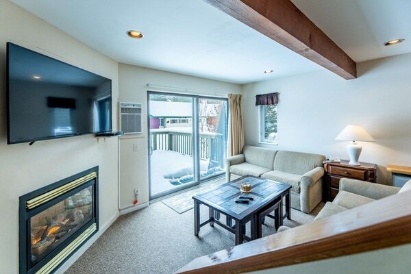 4br Private Townhouse At Smugglers' Notch Resort 4 Bedroom Condo - Vermont