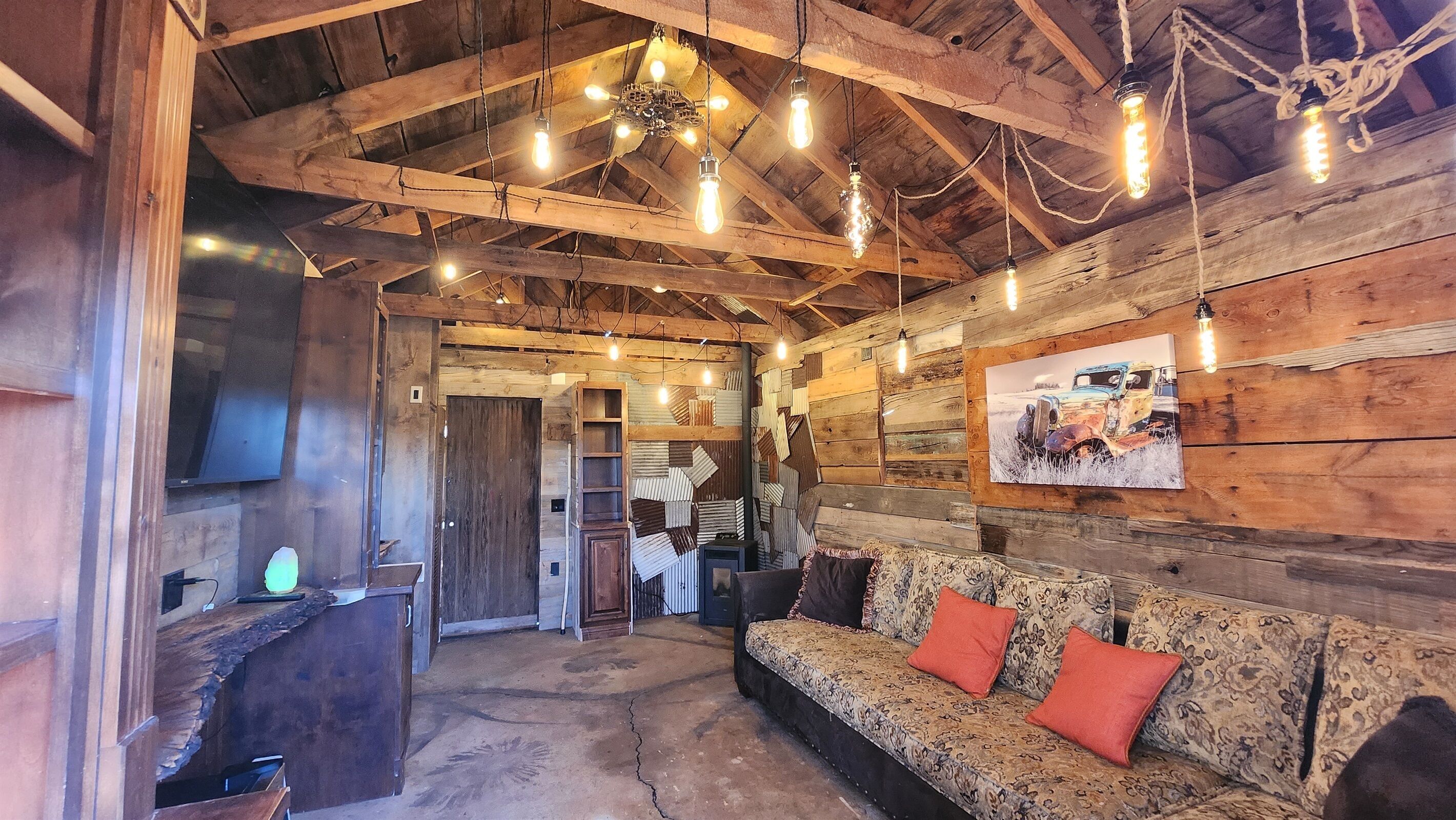 Rustic Soul Retreat I Private Hot Tub I Central Location - カナーブ, UT