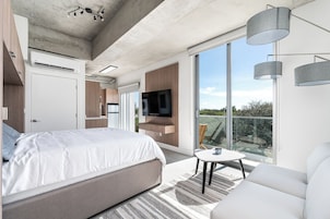 Estúdio luxo, vista para a cidade | Roupas de cama de algodão egípcio, roupas de cama premium