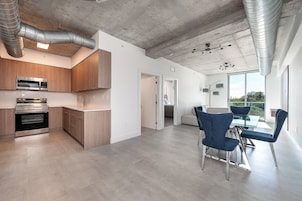 Apartamento luxo, vista para a cidade | Roupas de cama de algodão egípcio, roupas de cama premium