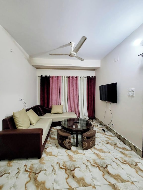 Full Two Bed Apartment In Dhaka - Daca