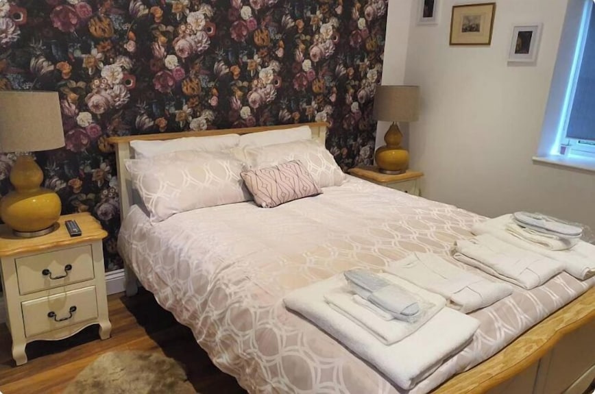 Beautiful Self Contained Cottages In Westbury - Frome