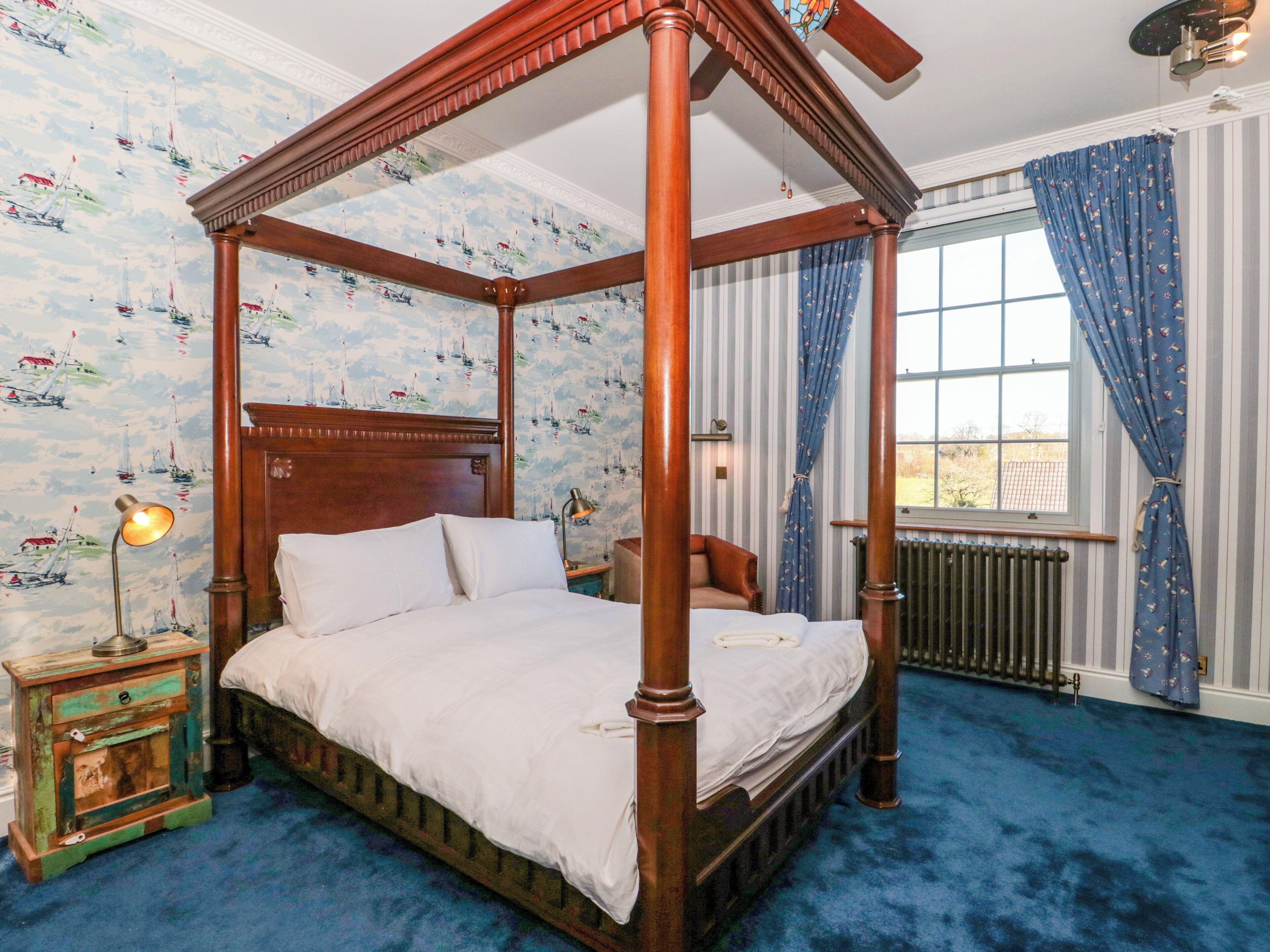 Royal Oak House, Family Friendly, With Pool In Motcombe - 多塞特