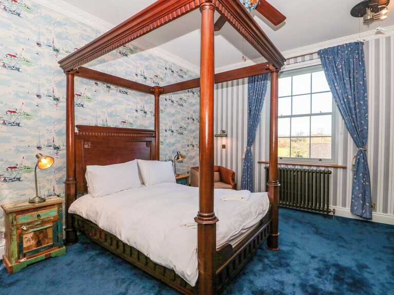 Royal Oak House, Family Friendly, With Pool In Motcombe - 多塞特