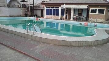 Piscina externa