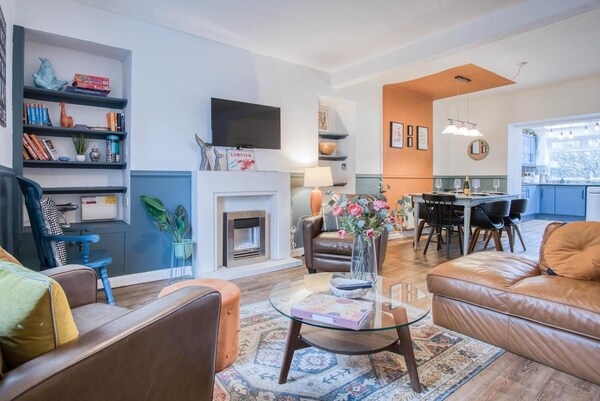 Lobster Cottage - 3 Bedroom Cottage - Tenby - Tenby