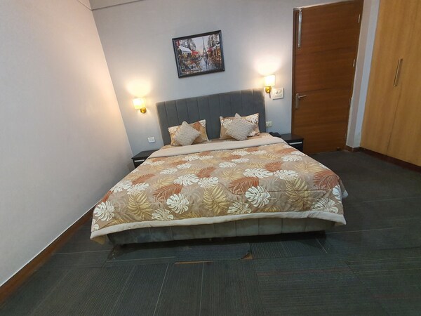 Mallenzo Suites - Delhi