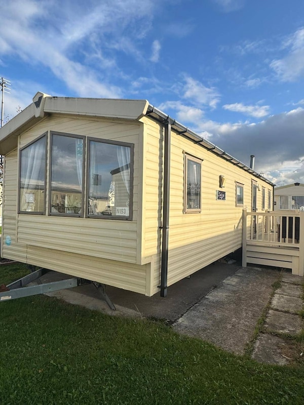 3 Bedroom Stunning Caravan Justin - Wales