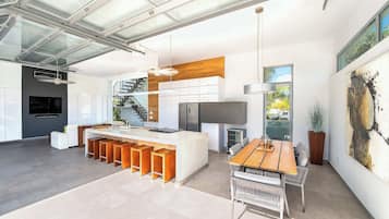 Villa, várias camas, acesso à piscina, vista para o oceano (Oceanside Villa 2 ) | Restaurantes