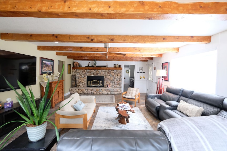 Loveta Hideaway - Mount Shasta, CA