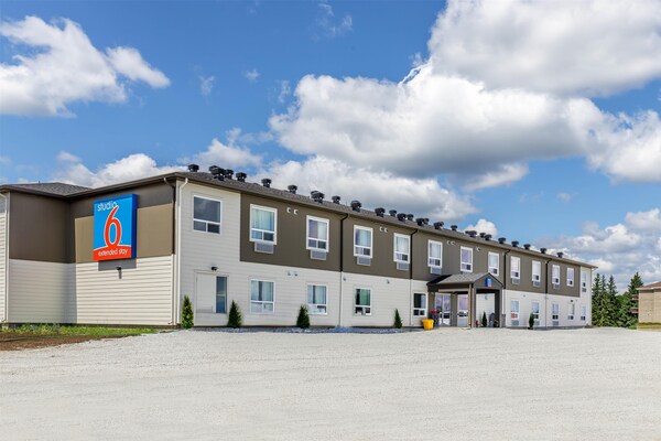 Studio 6 Hornepayne, On - Ontario