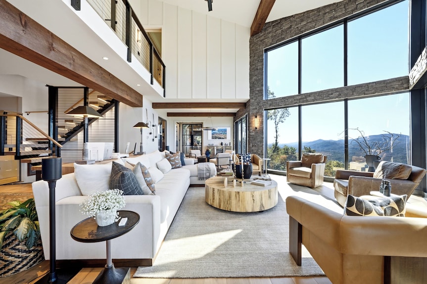 Skyhaüs @Lake Burton - World-class Views, Infinity Hot Tub, 3 Grills, & Porches. - Lake Burton, GA