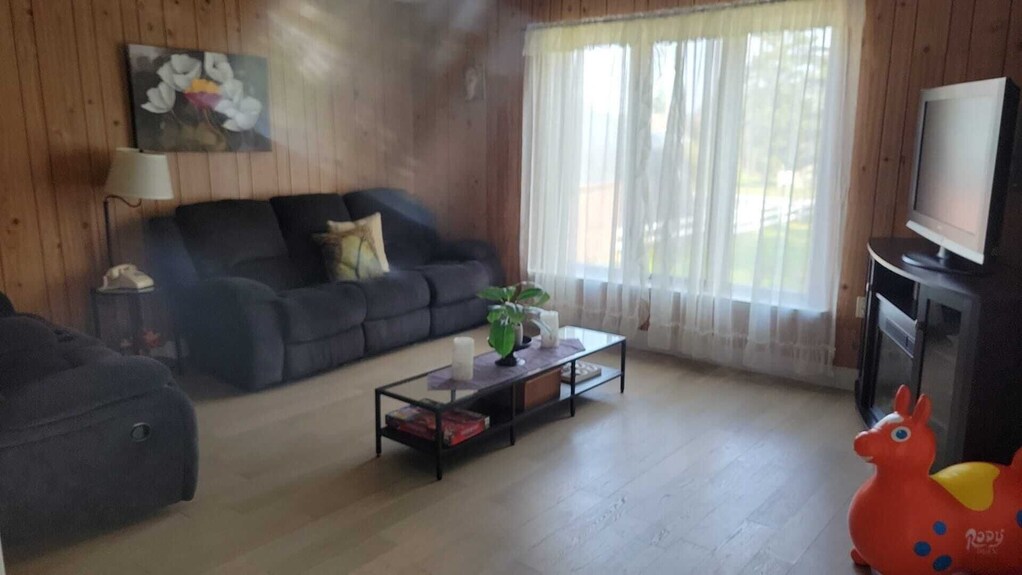 Arca Cozy Cabin-innisfil Beach - Innisfil