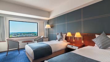 Quarto Twin, não fumadores (Renewal, Connecting) | Secretária, Wi-fi grátis, roupa de cama fornecida