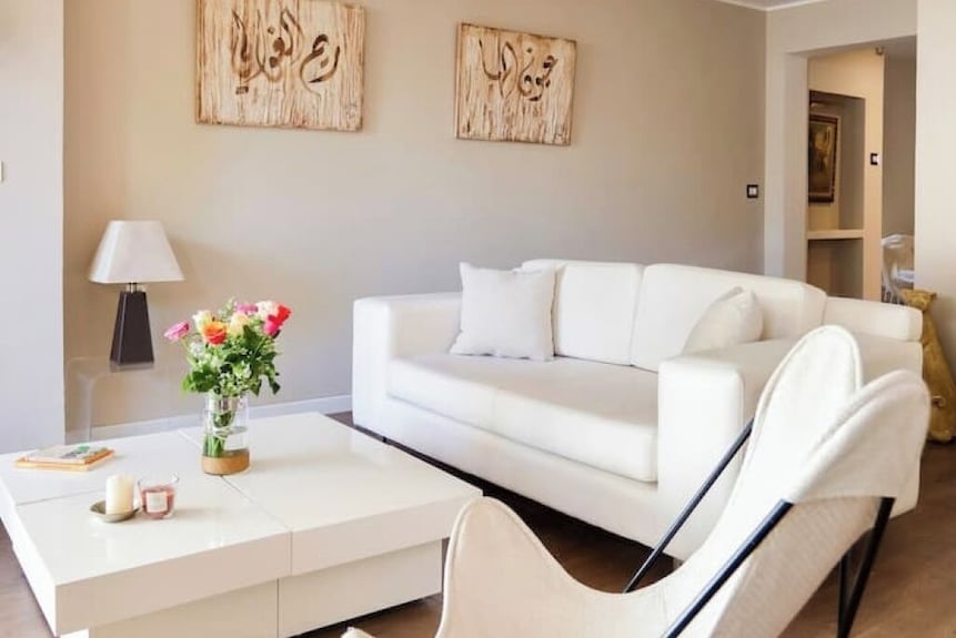 Escape Newspaper: Sumptuous Villa With Swimming Pool - La Marsa