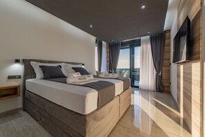 Villa Panorâmica | 5 quartos, cofre no quarto, secretária 