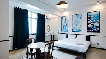 Suite-Estúdio Deluxe, Vista para a cidade | Wi-fi grátis, roupa de cama fornecida