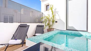 Loft, piscina particular | Terraço/pátio