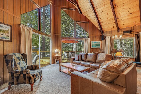 Arnold Chalet Near Town & Calaveras Big Trees! - Murphys, CA