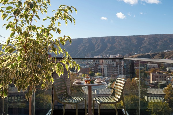 Suíte executiva, sacada, vista para a cidade | Sacada