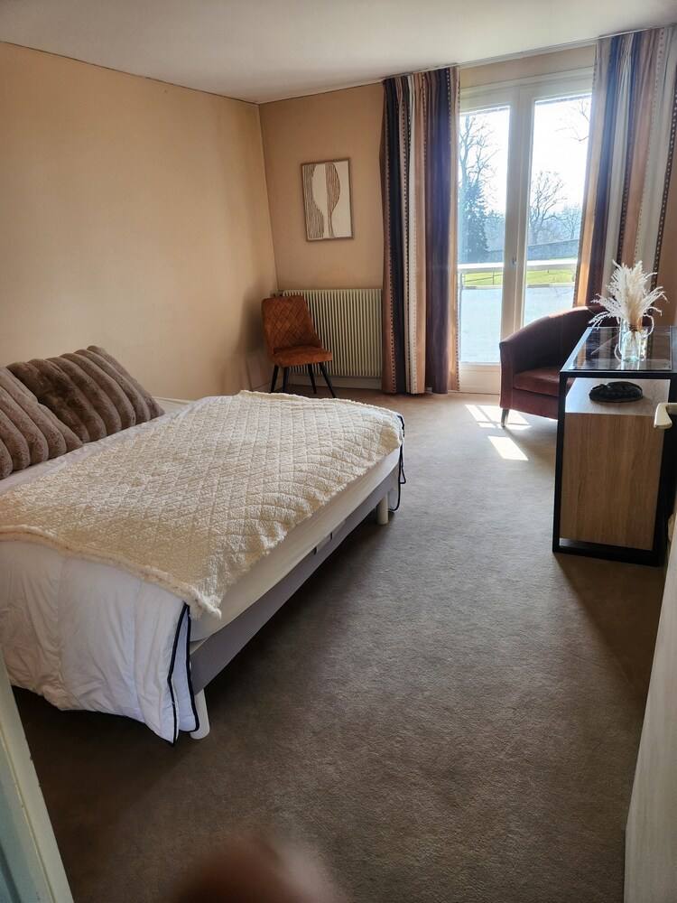 La Villa de Louis - Saint-Planchers | Vrbo