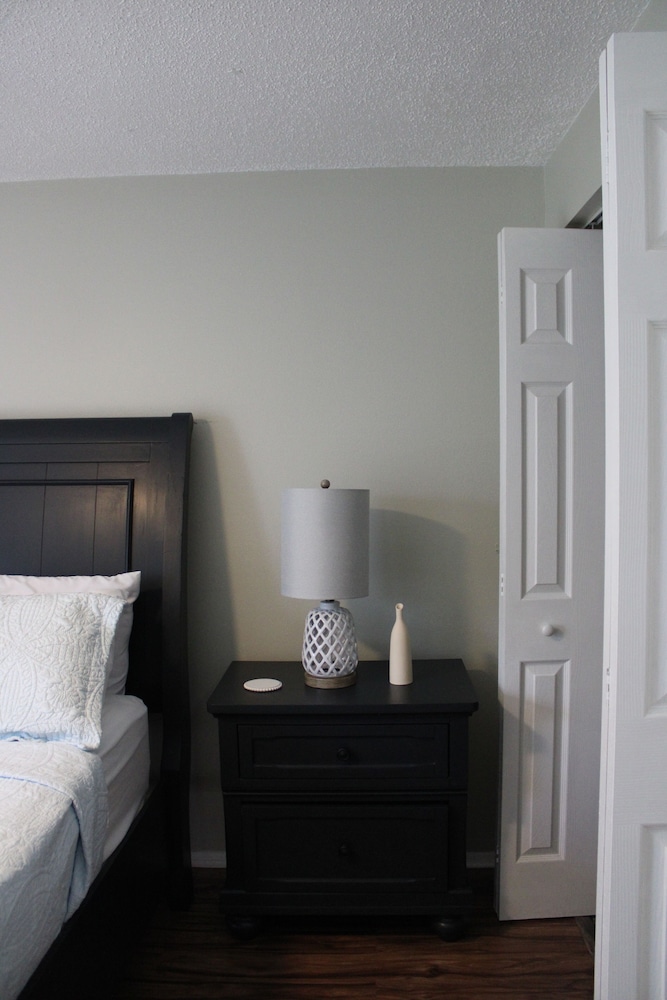 Your home away from home/The perfect place to unwind with family ...