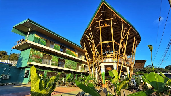 Bonding Coffee Roaster Café & Hotel - Quepos