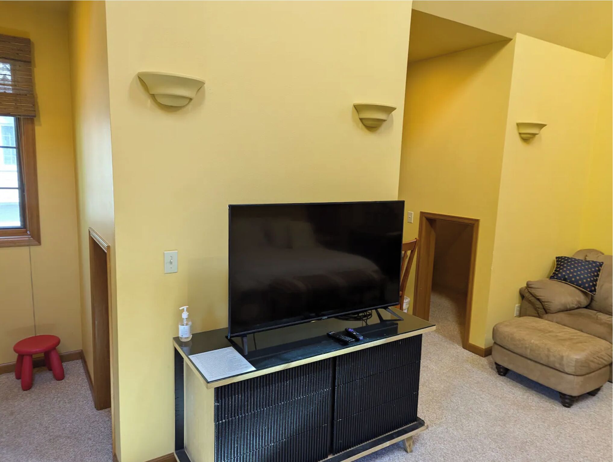 Castle Apt. Redmond / Woodinville, King Queen With Ac, Wifi, Close To Everything - Monroe, WA