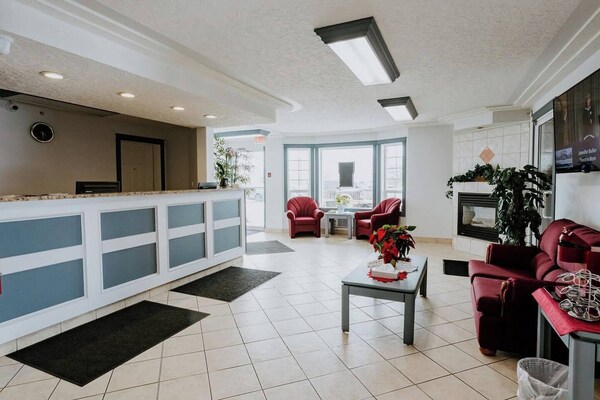 Western Budget Motel Plus Mosaic Suites -