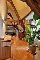 Suíte luxo | Roupas de cama premium, frigobar, cofres nos quartos, escrivaninha