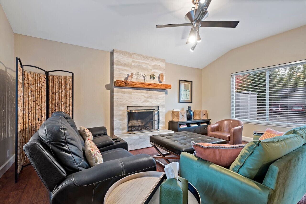 5br · Pool · Hot Tub · Rv Hookups · Garage - Citrus Heights, CA