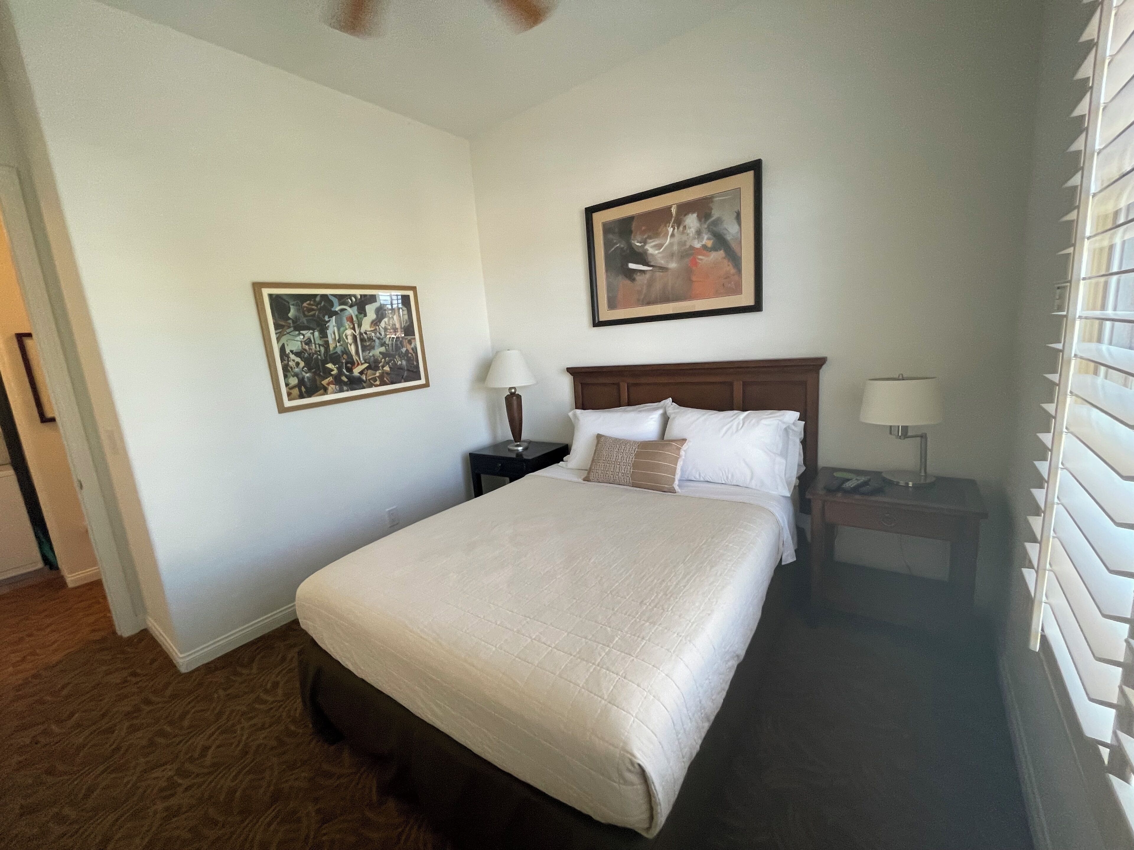 Sensational 1bd +1ba Villa - Full Kitchen, W/d, Balcony, Legacy Villas Resort - Palm Desert, CA