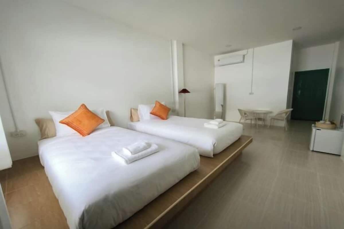 Secretária, Wi-fi grátis, roupa de cama fornecida