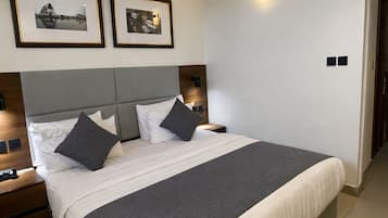 Quarto executivo | 1 quarto, quartos à prova de som, Wi-Fi de cortesia