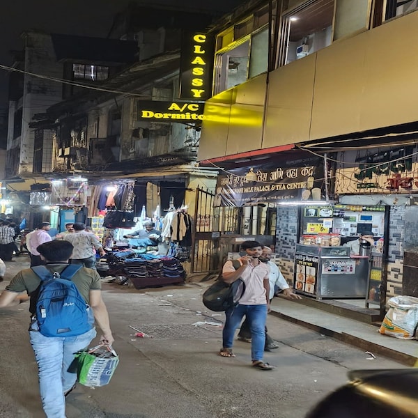 클래시 에이씨 도미토리 - 뭄바이