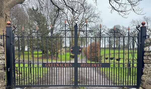 Hideaway Cottages - Greenacres Estates - Manorbier