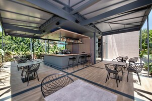 Pequeno-almoço preparado no momento diário incluído 