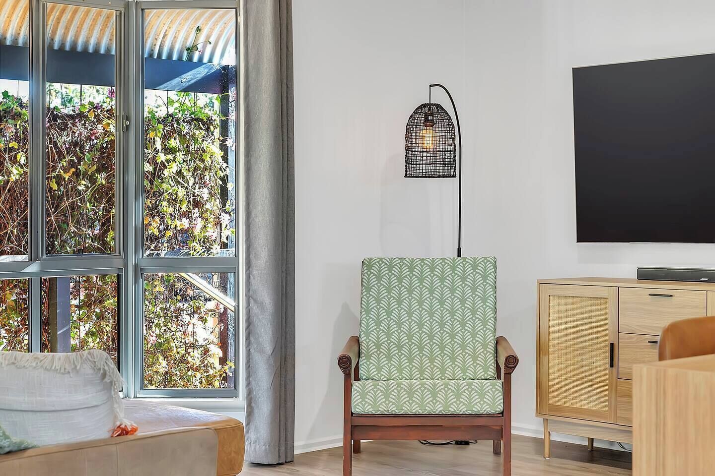 Port Parade Poolside Bbqs And Modern Beach Living - McLaren Vale
