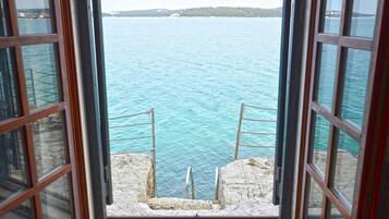 Apartamento (One Bedroom Apartment with Sea View) | Vista do quarto