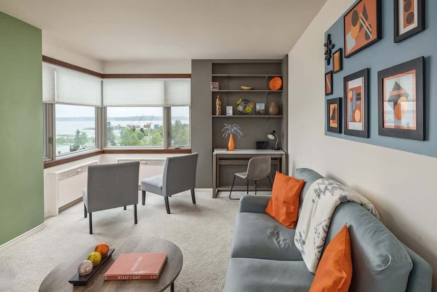 Artsy 1 Bedroom Condo With The Views To The Inlet! - Anchorage, AK