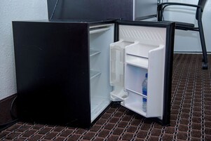 Escrivaninha, espaço de trabalho para notebook, Wi-Fi de cortesia