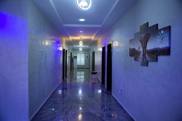 Peridot Hotel And Suites - Lagos