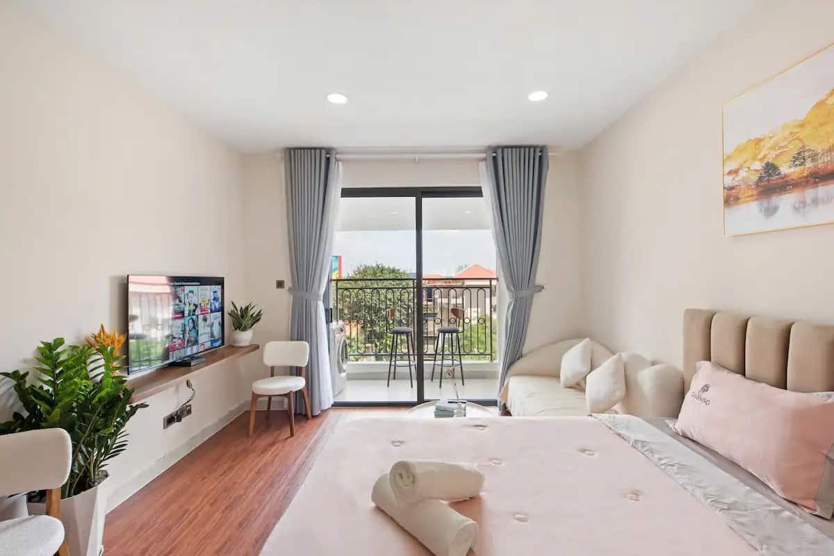 Apartamento Básico, varanda, Vista para a cidade | 1 quarto, cofre no quarto, secretária