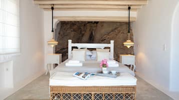 TOPOS MYKONOS OCYRHOE VILLA | Cofres nos quartos, cortinas blackout, quartos à prova de som