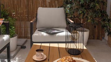 Apartamento básico, 1 quarto | Terraço/pátio